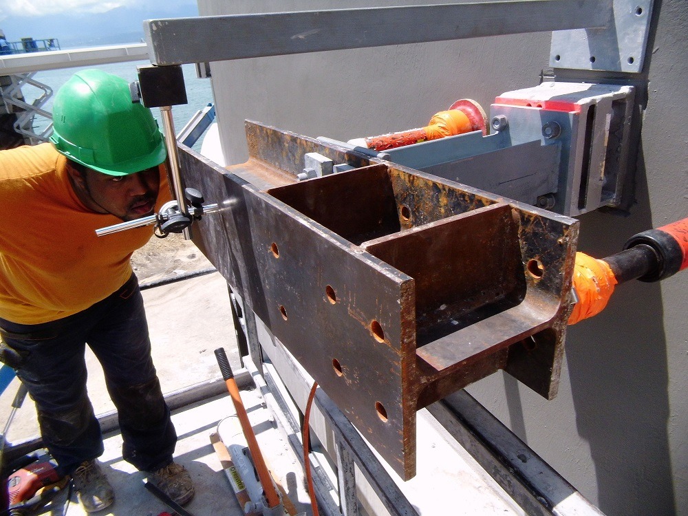 CONTROLE SUR ANCRAGE BATIMENT - Antilles Géotechnique